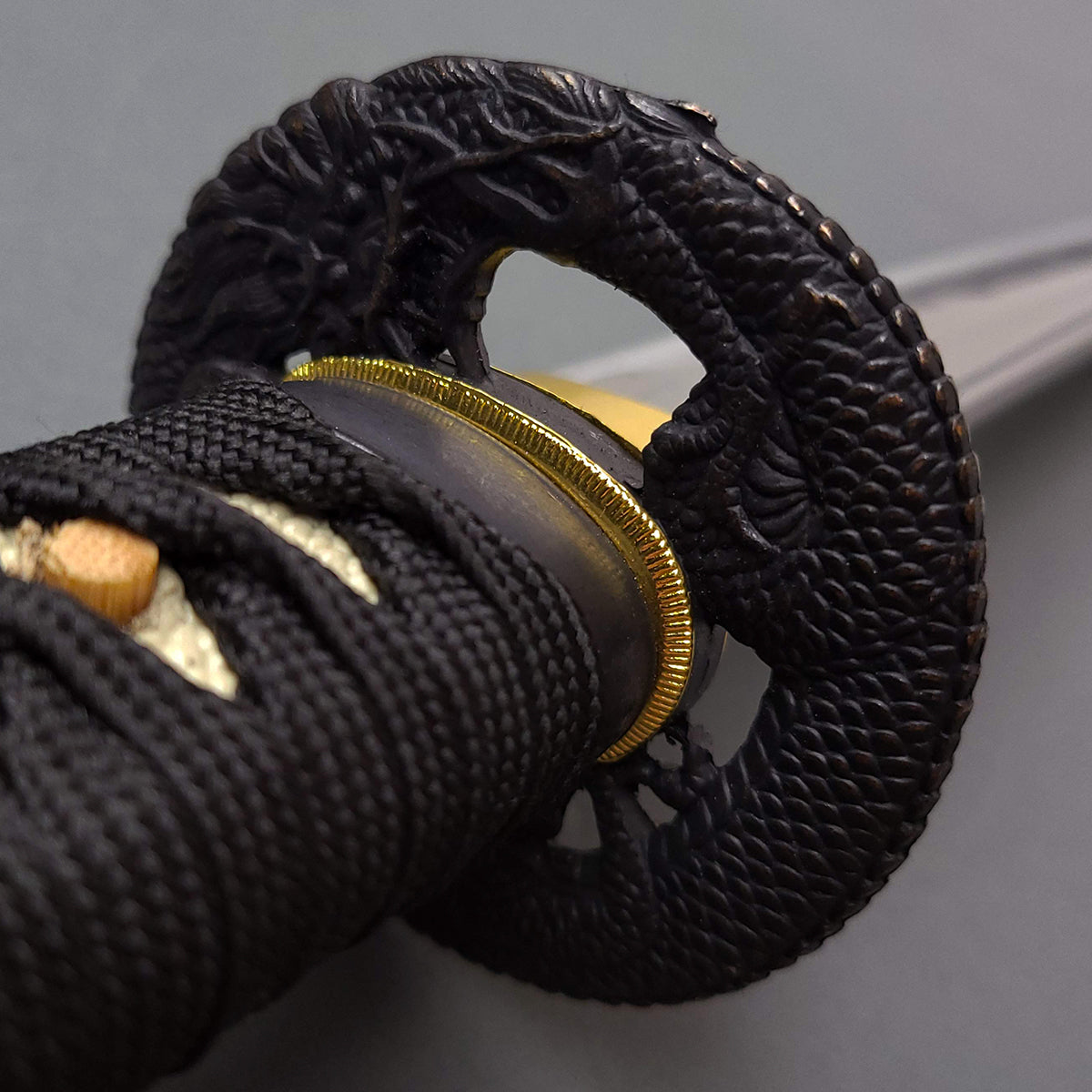 Buy Musha Tatsu-Maki Dragon Roll Katana for Sale - Musashi Swords