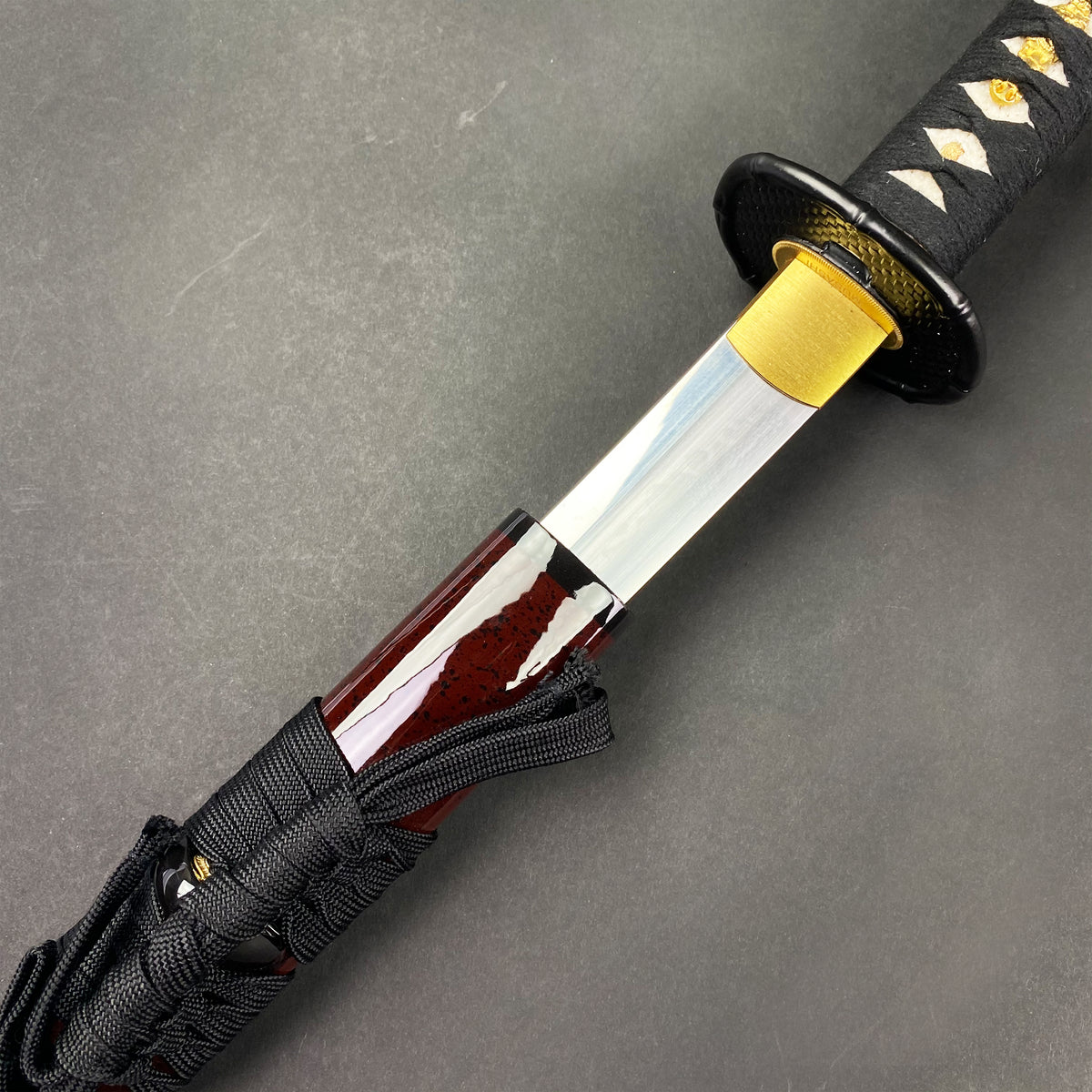 Musashi Igusa Omote Burgundy Katana - Musashi Swords